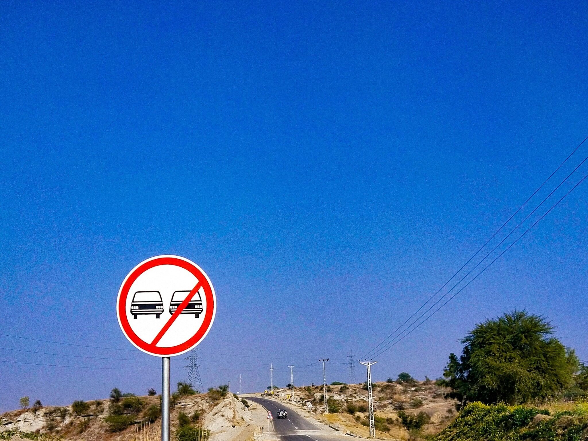 Driver’s Violation When Overtaking at an Intersection in a One-Lane ...